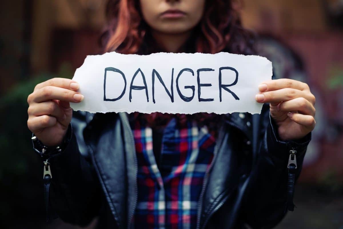 4 Theories of Victimology Explained – eLawTalk