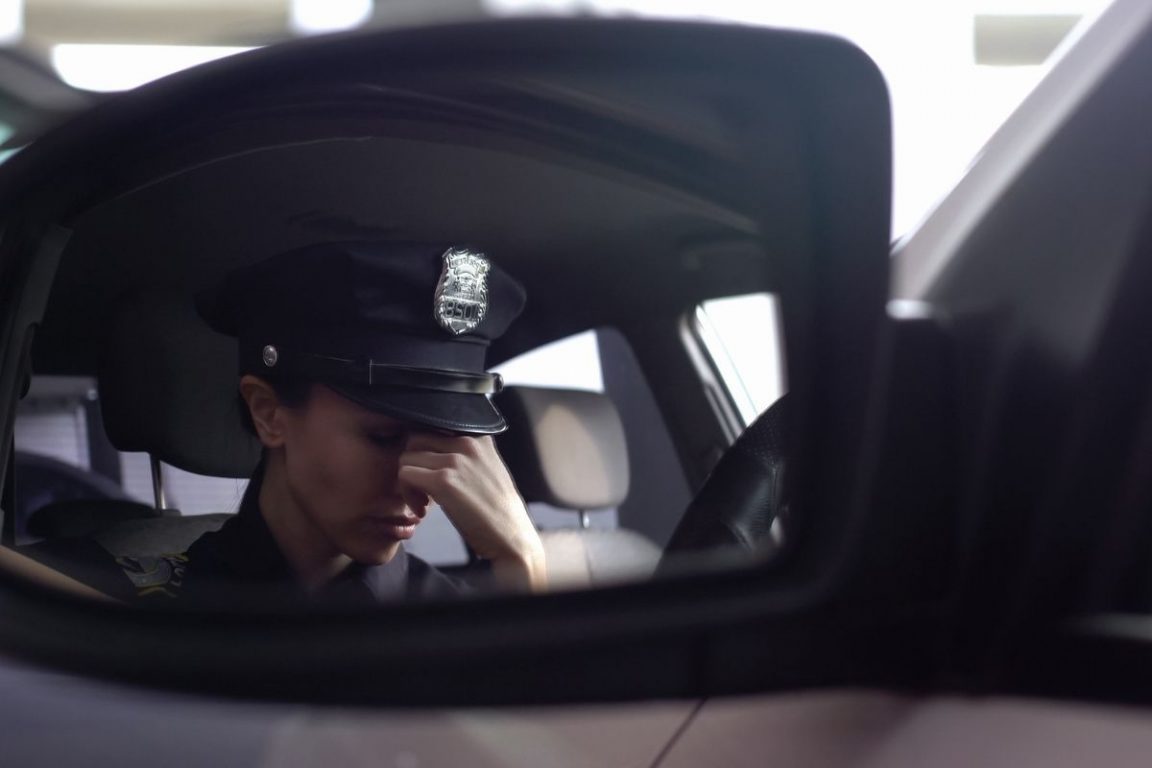 How Do Police Officers Deal With Stress? – eLawTalk
